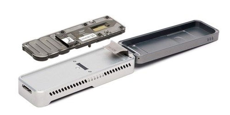Pocket-Size Nanopore Device Sequences Entire Human Genome | The Scientist