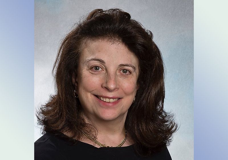 Barbara Walters, groundbreaking TV journalist, dies at 93 - TrendRadars